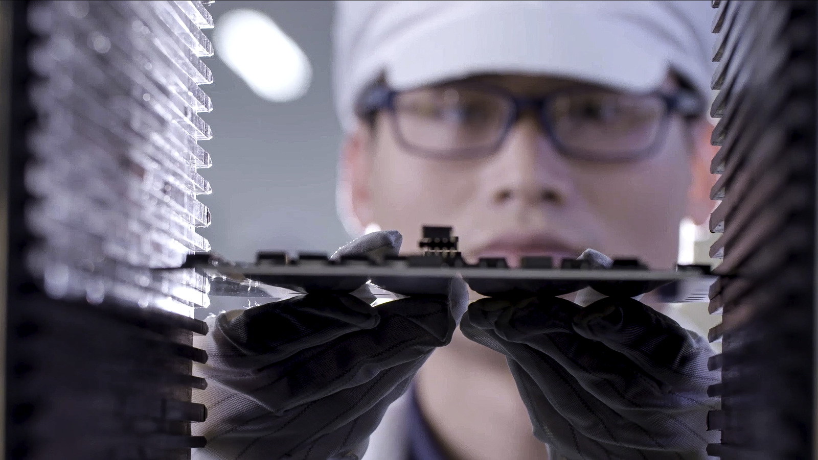 String inverter - Flexible hybrid for up to four solar strings