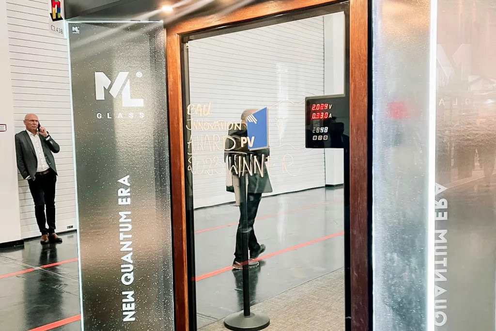 BAU Munich Innovation Award 2023 - A photovoltaic glass with a coating ...