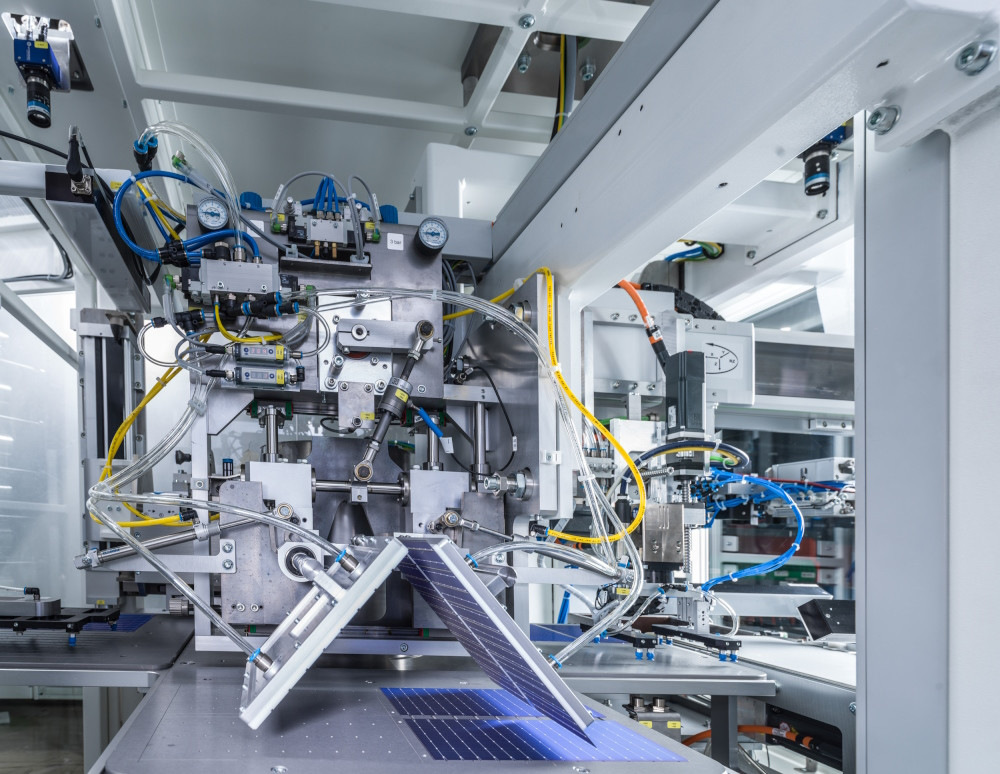 Solar technology: - Fraunhofer ISE shows flexible solar cells without ...