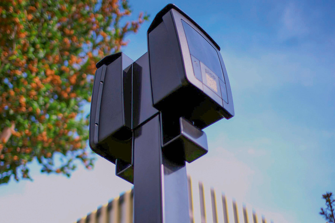 Skycharge: - The world's first charging station for electric aviation