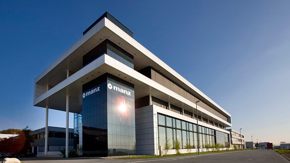 North Wales: - Blue Eden project announced for Swansea - pv Europe