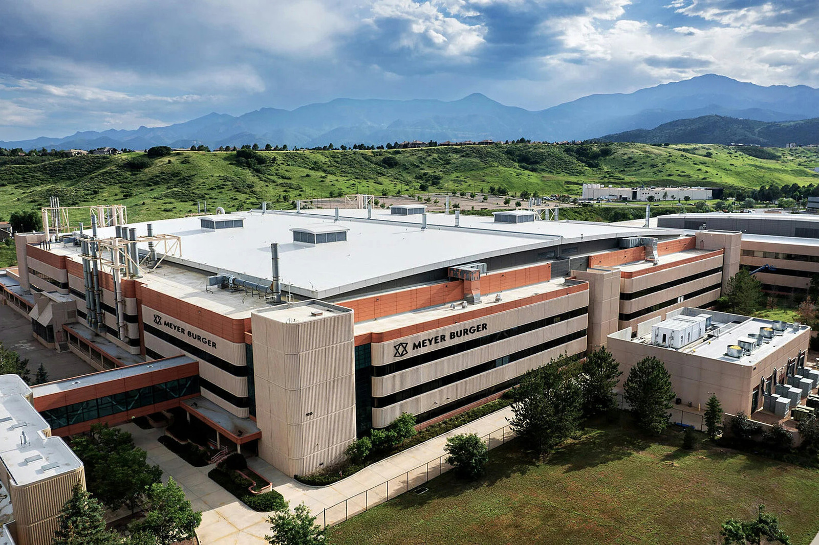 Tesla - Solar roof installations fall short of expectations