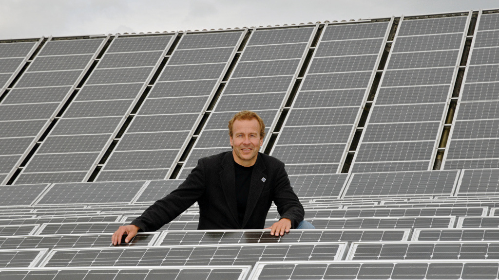 Solar market: - Kai Lippert from EWS: "Logistics remains challenging“