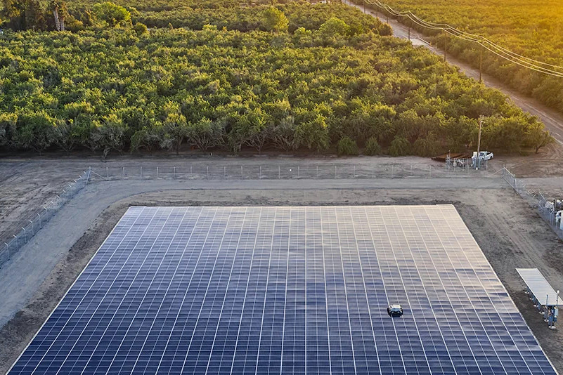 Mounting system - A utility-scale flat mounting system directly on the ...