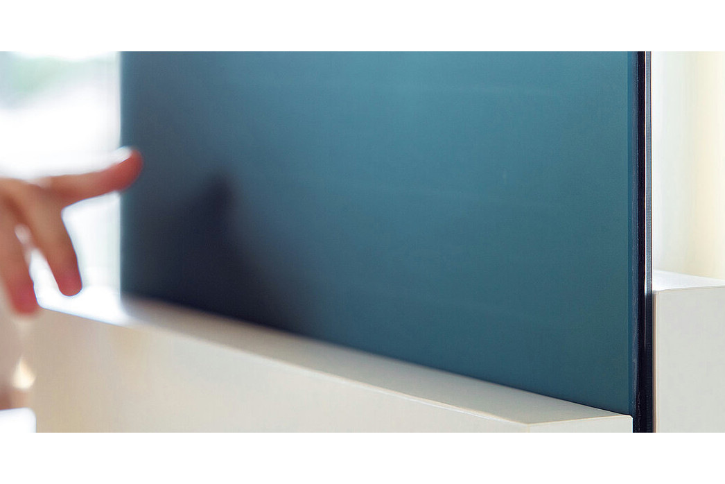 BIPV - Frameless glass elements in a full range of colours