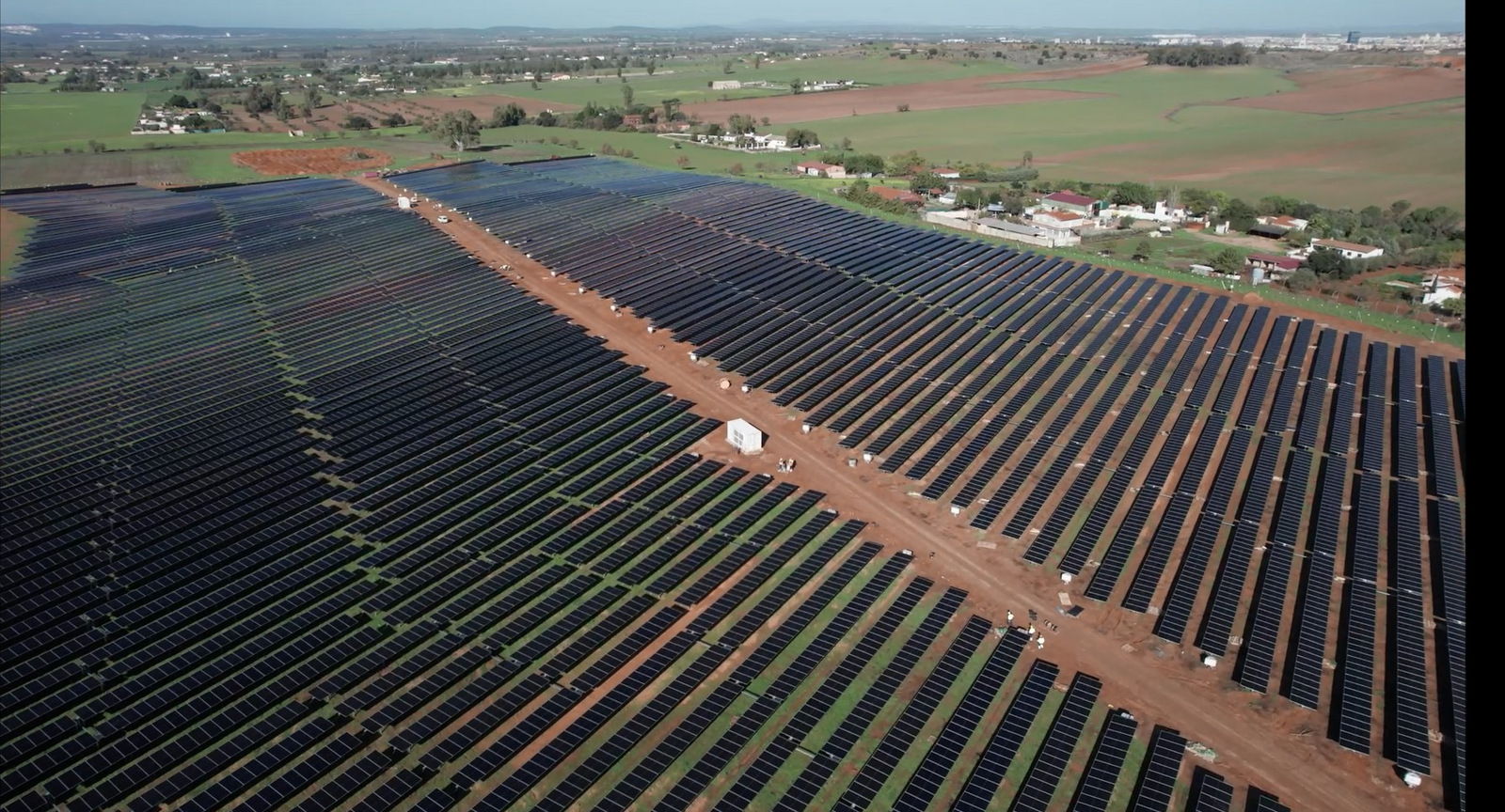 Iberian Peninsular - RWE commissions 10-megawatt solar farm in Spain