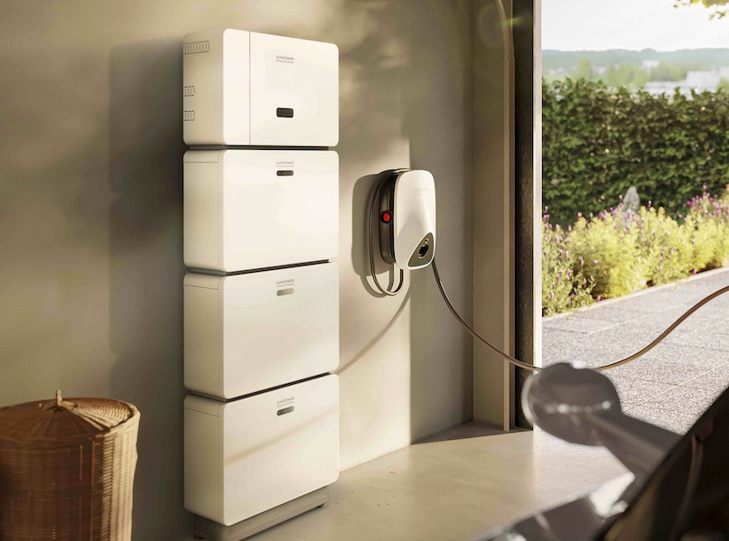 Sunpower - Complete system with hybrid inverter