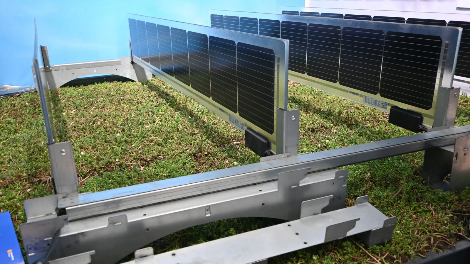 Over Easy Solar cuts shading with upright PV for green roofs