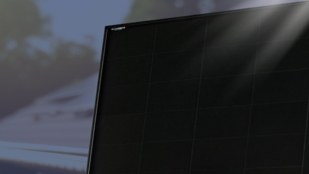 Solyco showcases its new back-contact module