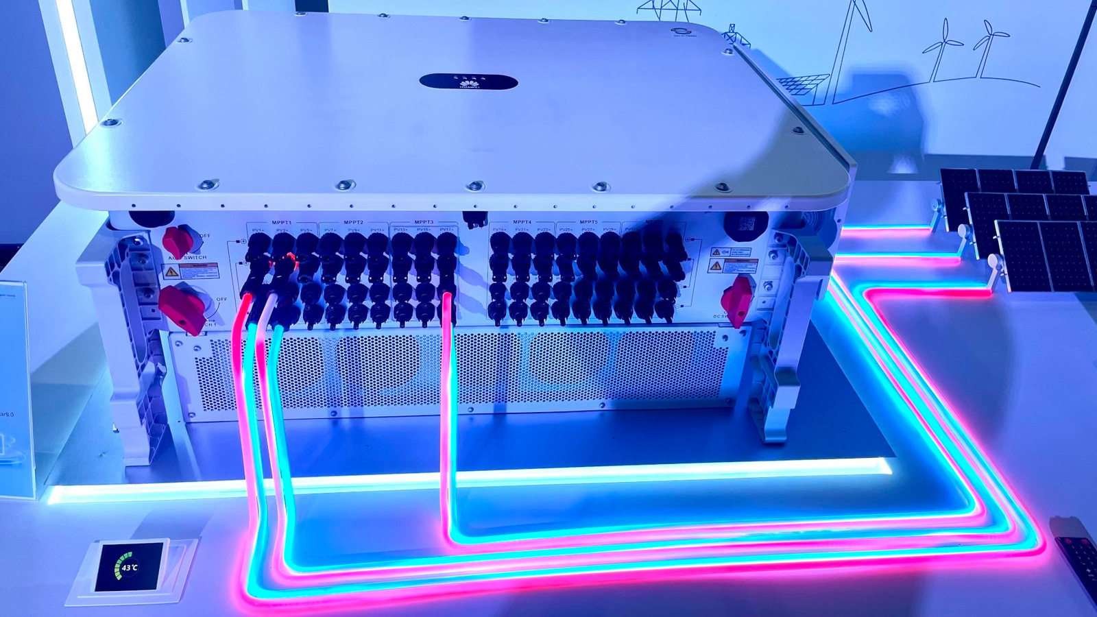 Huawei debuts FusionSolar 9.0 with grid-forming string inverters