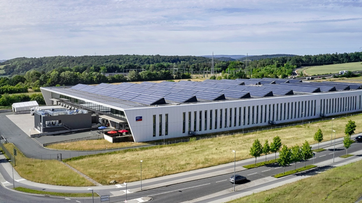 Intersolar – SMA opening with new hybrid inverter launch