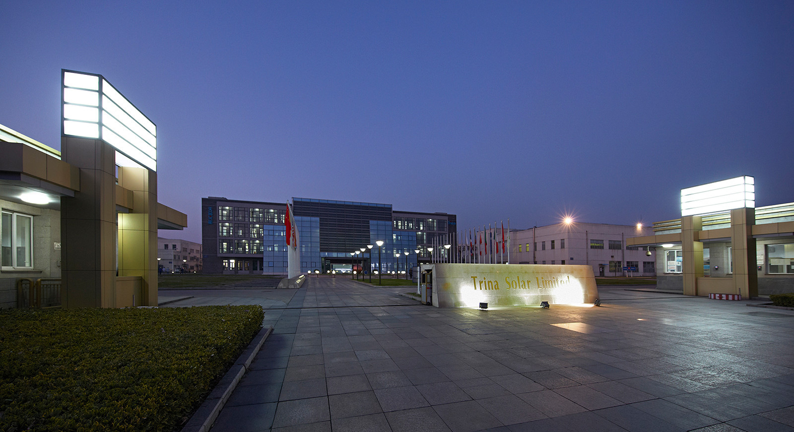 Solar modules - Trina Solar maintains AAA ranking in bankability ...