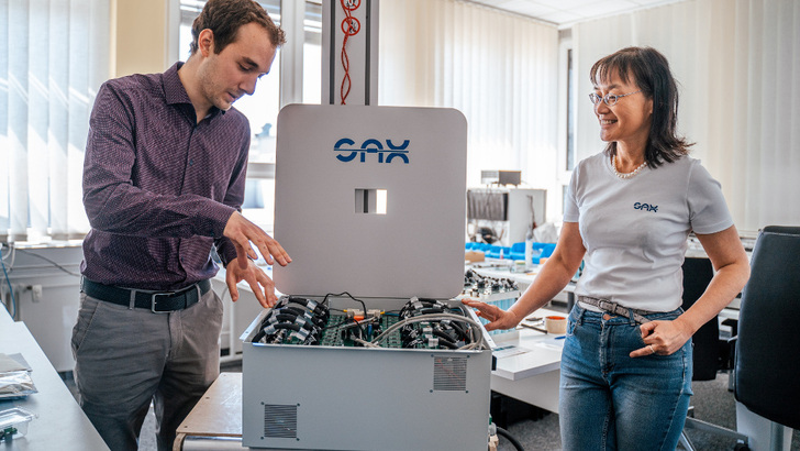 PV Guided Tours 2021: - Live at the Restart: AC storage from Sax Power ...