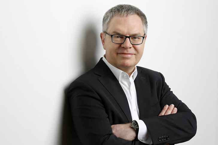 Interview/CEO Talk - Achim Loesch from Kostal: “Inverters need more ...