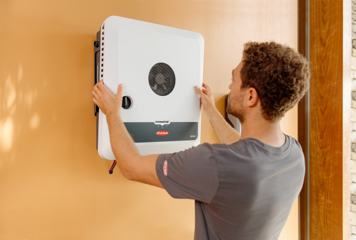 Fronius - New generation of inverters for more flexibility and self ...